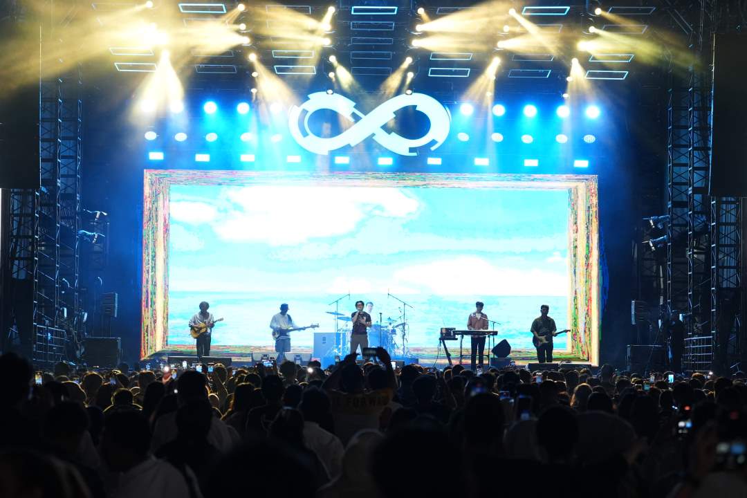 Band Coldiac dan Juicy Luicy Sukses Bikin Penonton IIMS Infinite Live ...