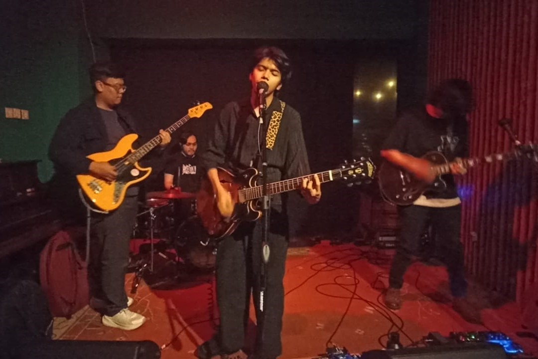 Alhaviz, Ninety Horsepower, Franki Indrasmoro, Eleanor Whisper, Heylo ...